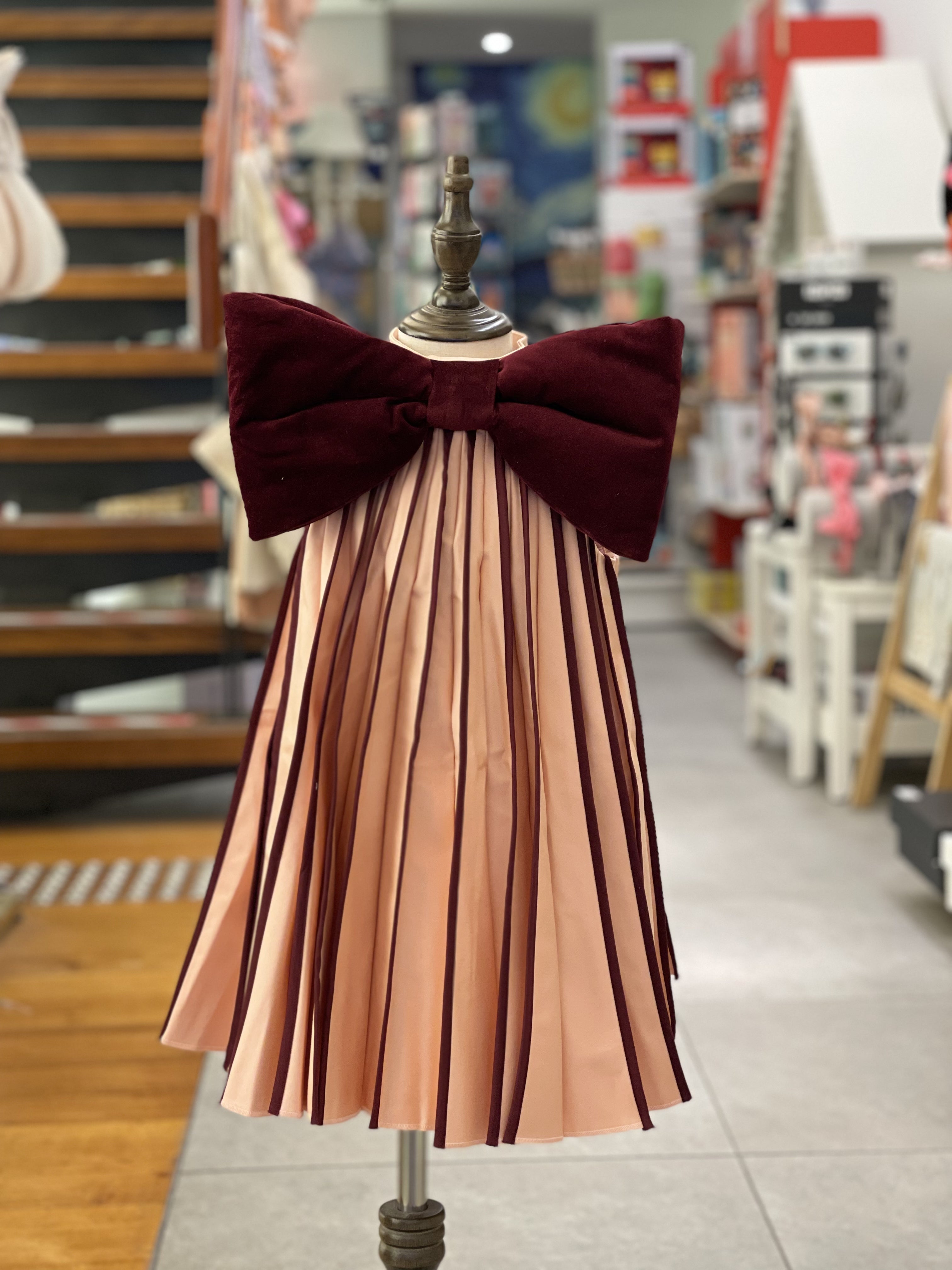 NIKOLIA LIZZY dress red bow – Things Adorable